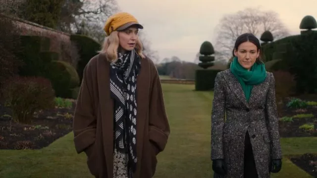 H&m Felt­ed Wool Coat worn by Caroline Burkett (Hattie Morahan) as seen ...