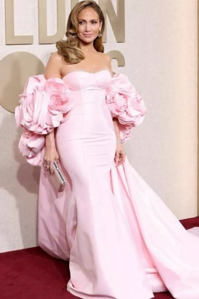 Boucheron Hopi, The Hummingbird Ring worn by Jennifer Lopez at Golden ...