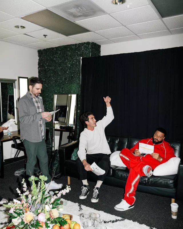 Jordan 3 Retro 'Hall of Fame' portée par DJ Khaled sur le compte ...