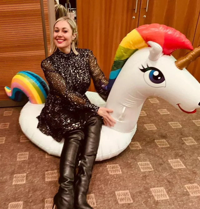 Boots of Ruth Moschner on the Instagram account @ruthmoschner | Spotern