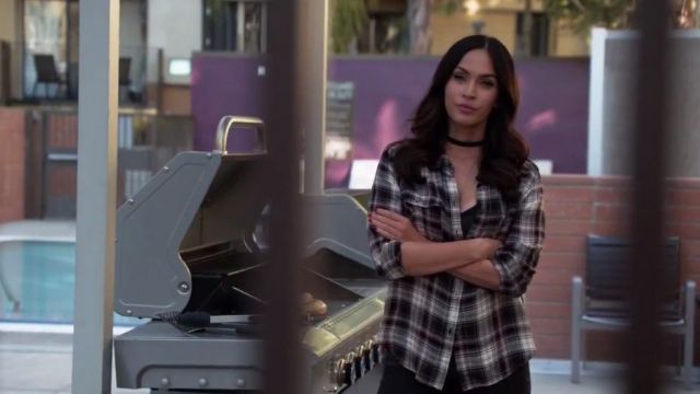 The plaid shirt PAIGE Reagan (Megan Fox) in New Girl S06E11 | Spotern