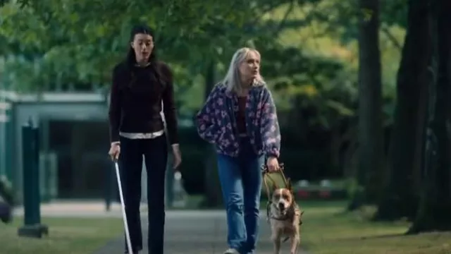 Stand-Up Collar Soft Fabric Daisy Jacket worn by Mia Moss (Alice ...