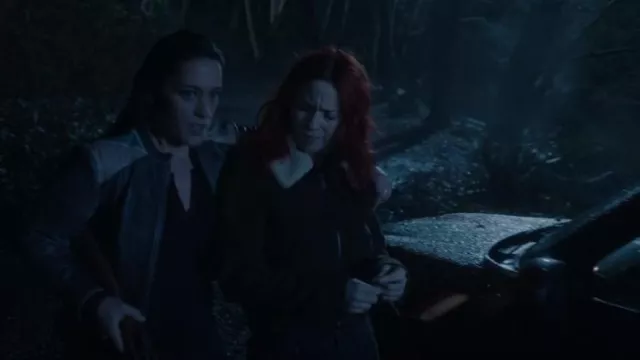 Superdry Sherpa Cropped Jacket worn by D'Arcy Bloom (Alice Wetterlund ...