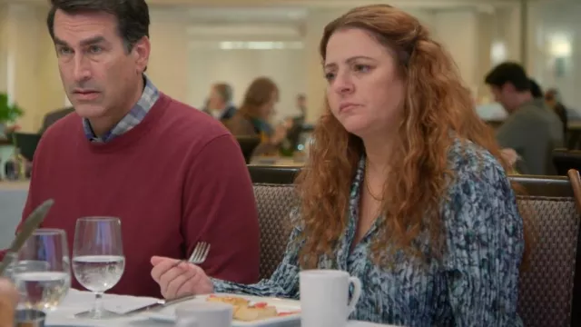 Vince Berry Blooms Pleated Blouse worn by Sammi Greene (Ashly Holloway ...