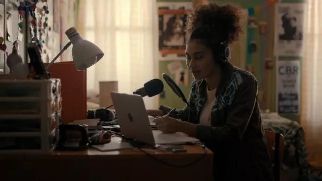 Zara Chic Bead­ed Yoke Over­shirt Top worn by Cassie (Perry Mooney) as ...