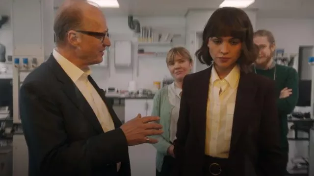 Victoria Beckham Pock­et De­tail Shirt worn by Auggie Salazar (Eiza ...