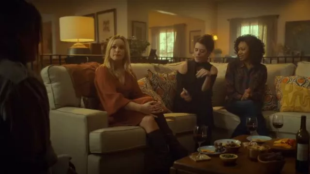 Banana Republic Blouson Dress worn by Ly­dia (Gillian Rabin) as seen in ...