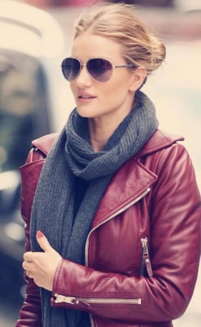 Rosie Huntington-Whiteley Outfits: She is wearing Dark red Biker Jacket ...