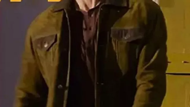 Hit Man Movie Wardrobe: Glen Powell wears Green Suede Jacket to play ...