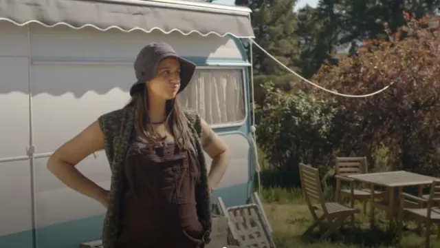 Carhartt Crawford Double Front Bib Overalls worn by Tippy (Trae Te Wiki ...