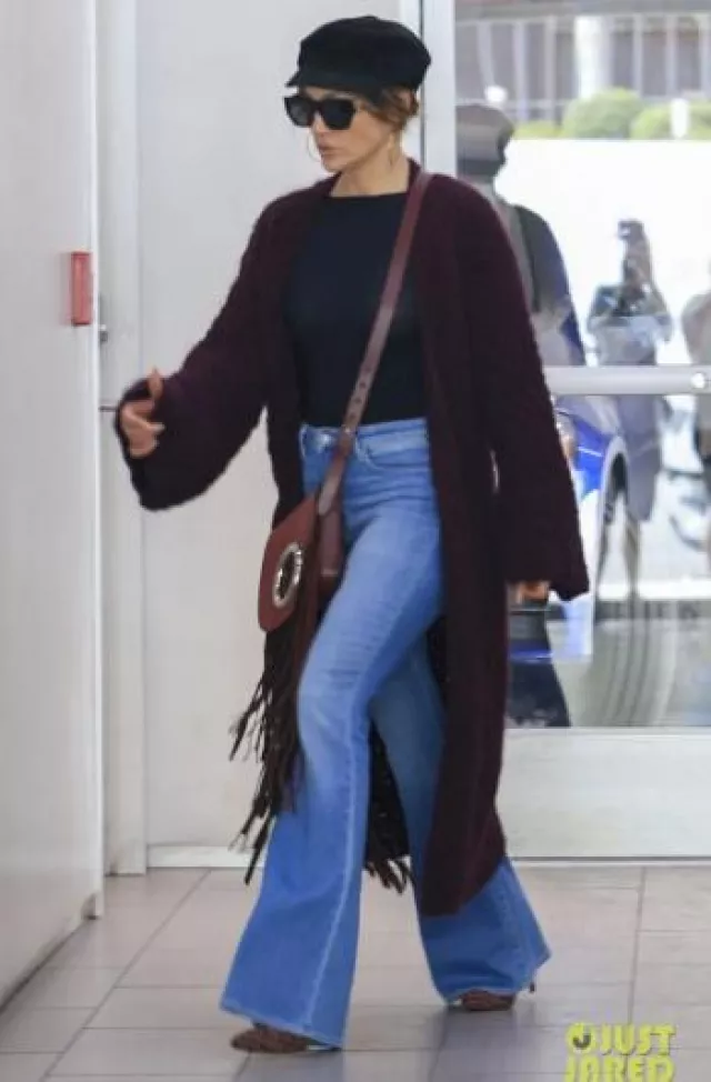 Intimissimi Boat Neck Modal Cashmere Ultralight Top worn by Jennifer ...