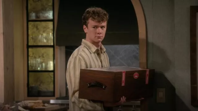 H&M Regular Fit Linen Shirt worn by David Crane (Anders Keith) as seen ...