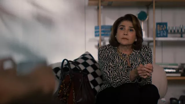 Hermes Togo Birkin 35 Handbag worn by Bina Roklov (Tovah Feldshuh) as ...