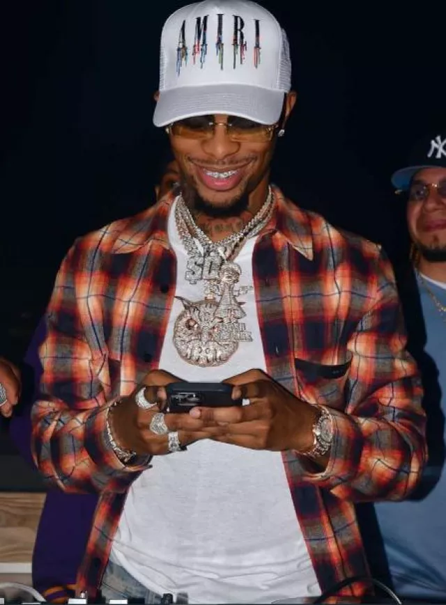 Amiri White Paint Drip 'Core Logo' Trucker Hat worn by Toosii on the ...