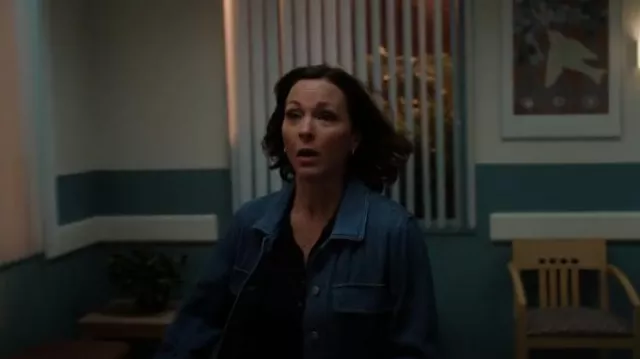 By Johnny Della Shirt worn by Margaret Reed (Kelli Williams) as seen in ...