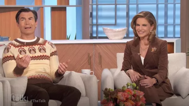 Veronia Beard Reagan Corduroy Blazer in Dark Cocoa worn by Natalie ...