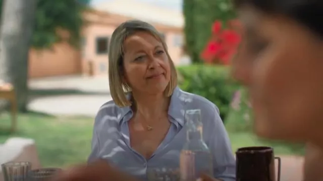 Alex Monroe Baby Bee Necklace Gold worn by Hannah Stern (Nicola Walker ...