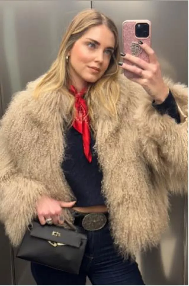 Ducie Rochelle Shearling Coat worn by Chiara Ferragni on her Instagram ...