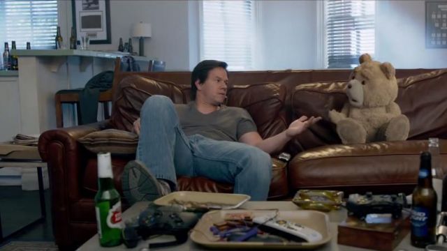 Cerveza Stella Artois de John Bennett (Mark Wahlberg) en Ted 2 | Spotern