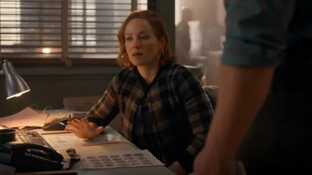 Vince Plaid Cashmere Cardigan worn by Angie Polaski (Erika Christensen ...