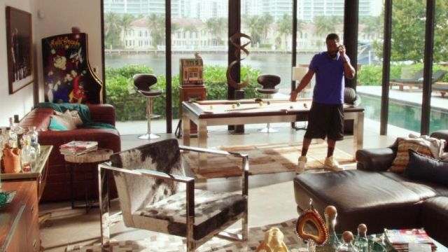 The chair Savina Ricky (John David Washington) in Ballers | Spotern