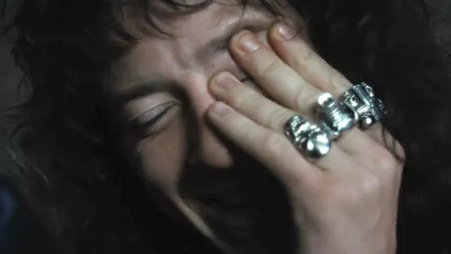 Silver Cross & Skulls Ring worn by Eddie Munson (Joseph Quinn) in ...