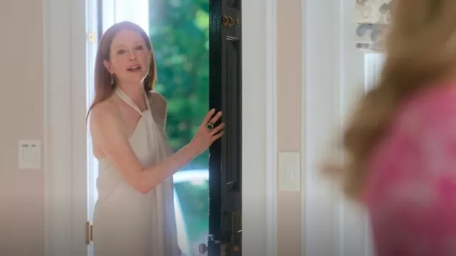 Solange Popes Emerald Green Enamel Ring worn by Michaela Kell (Julianne ...