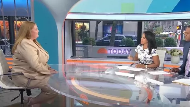 Veronica Beard Miller Linen Dickey Jacket worn by Misty Marris as seen ...