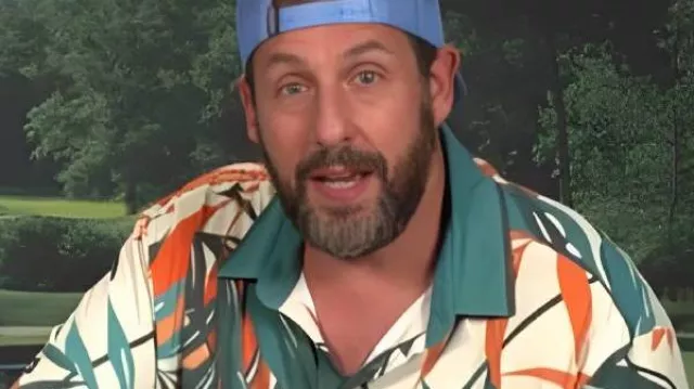 Adam Sandler Polo hawaïen porté par Happy Gilmore (Adam Sandler) dans ...