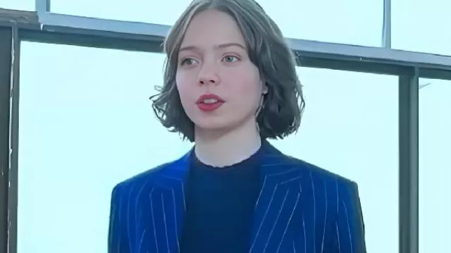 A Minecraft Movie 2025 Emma Myers Blazer worn by Natalie (Emma Myers ...