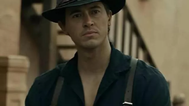 Billy the Kid S03 Tom Blyth Black Shirt | Spotern