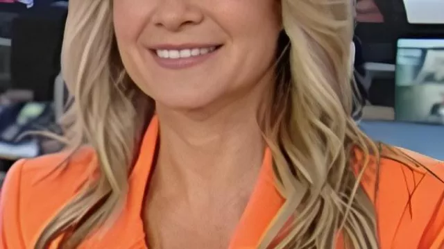 America’s Newsroom Dana Perino Orange Twill Jacket in Dana Perino makes ...