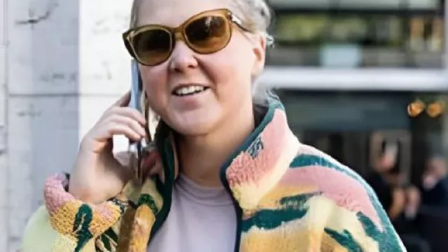 Amy Schumer New York City 2025 Veste Sherpa multicolore | Spotern