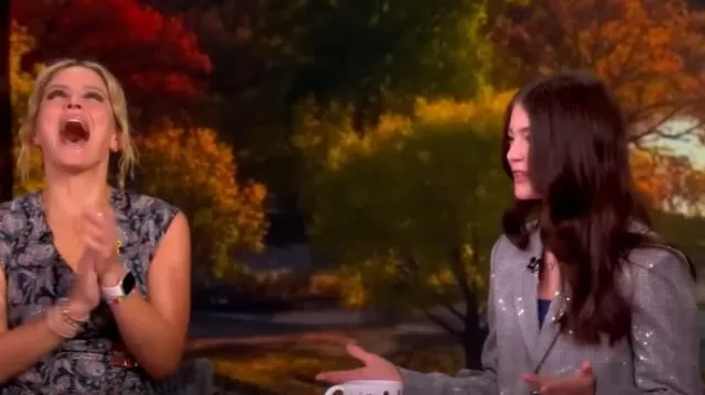 Zadig et Voltaire Vanille Blazer à Paillettes Plaid porté par Kenzi ...