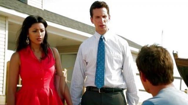 La robe Michael Kors de Divya Katdare dans Royal Pains S06E12 | Spotern