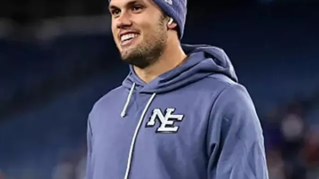 Drake Maye Patriots 2025 Rivalries Sideline Hoodie of Drake Maye in ...