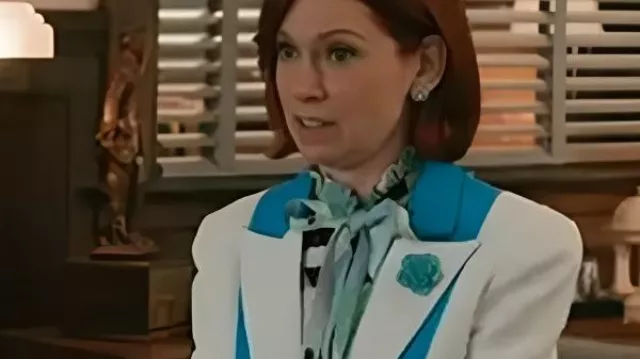 Elsbeth S03 Carrie Preston White/Blue Blazer worn by Elsbeth Tascioni ...