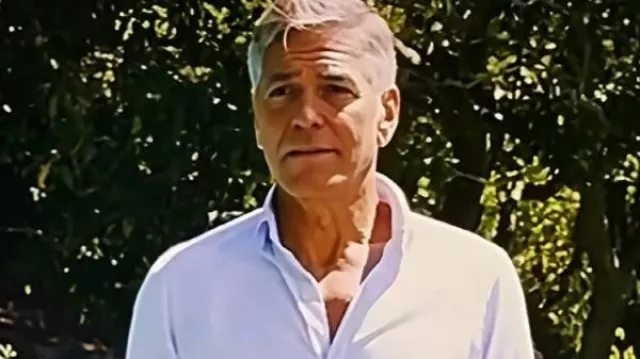 George Clooney Jay Kelly 2025 Chemise blanche portée par Jay Kelly ...