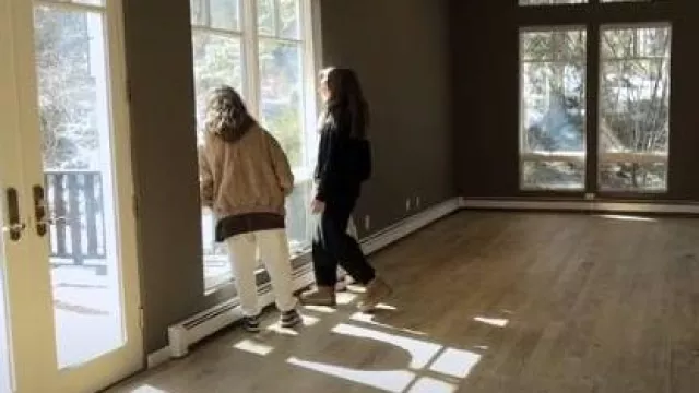 Nike Dunk Low Women's Shoes worn by Ella Gaines as seen in Fixer Upper ...