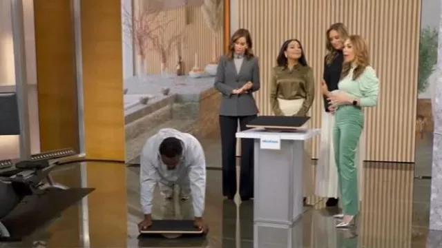 J. Crew Stella Pant worn by Lori Bergamotto as seen in Good Morning ...