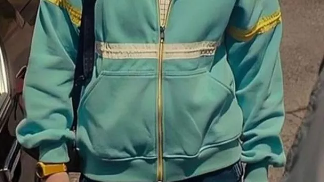 Blue Jacket worn by (Max Mayfield) in Stranger Things: The Rightside Up ...