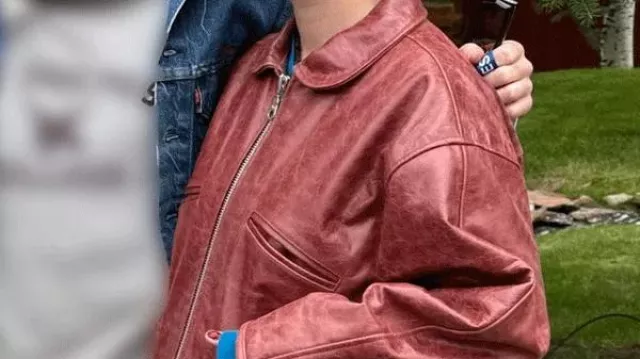Hamnet 2025 Jessie Buckley Leather Jacket worn by Agnes Shakespeare ...