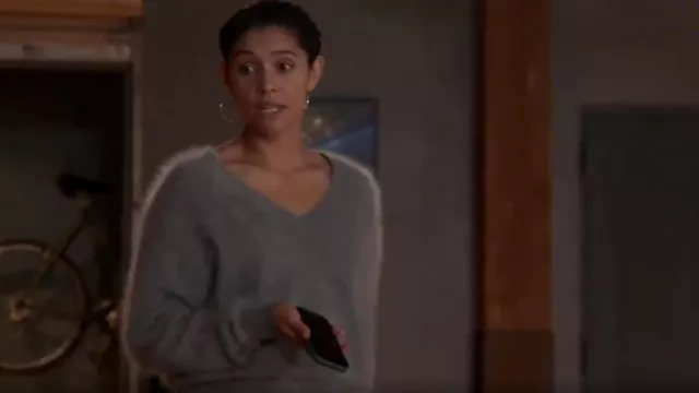 J.Crew Brushed Cashmere V Neck Sweater worn by Stella Kidd (Miranda Rae ...