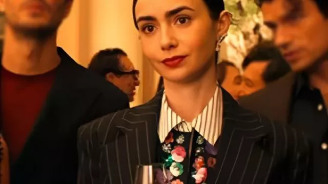 Emily In Paris S05 Lily Collins Pinstripe Blazer worn by Emily Cooper ...