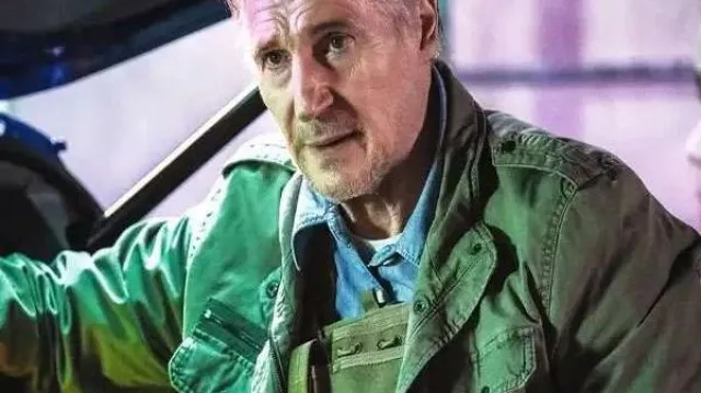 Cold Storage 2026 Liam Neeson Green Jacket worn by Robert Quinn (Liam ...