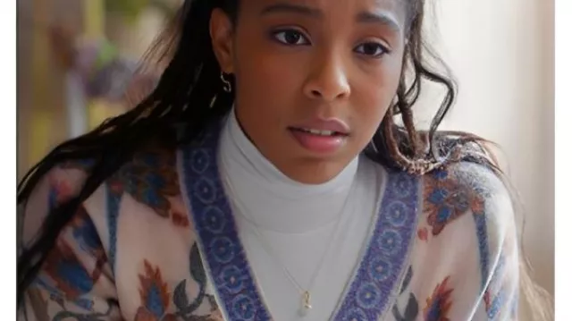 Shrinking S03 Jessica Williams Printed Cardigan worn by Gaby (Jessica ...