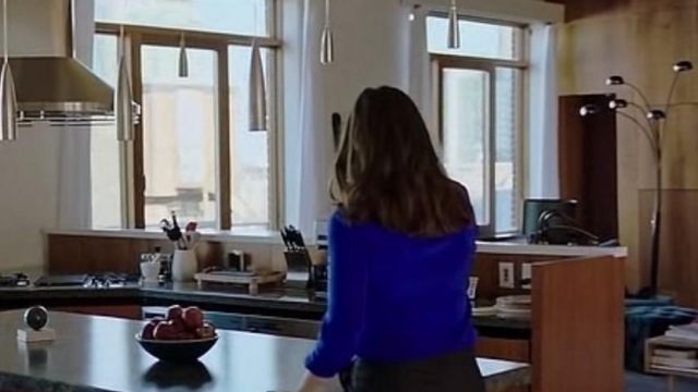 The lamp of Hayes Morrison (Hayley Atwell) in Conviction | Spotern