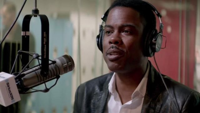 The door micro Electro Voice of Andre Allen (Chris Rock) in Top Five ...