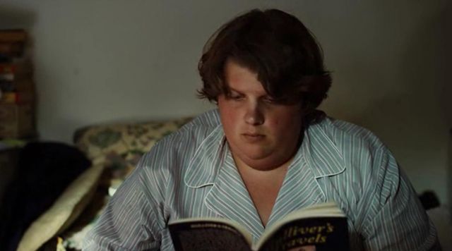 The book "Gulliver's travels" that bed Terri Thompson (Jacob Wysocki ...