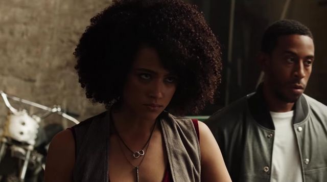 The necklaces Ramsey (Nathalie Emmanuel) in Fast and Furious 8 | Spotern
